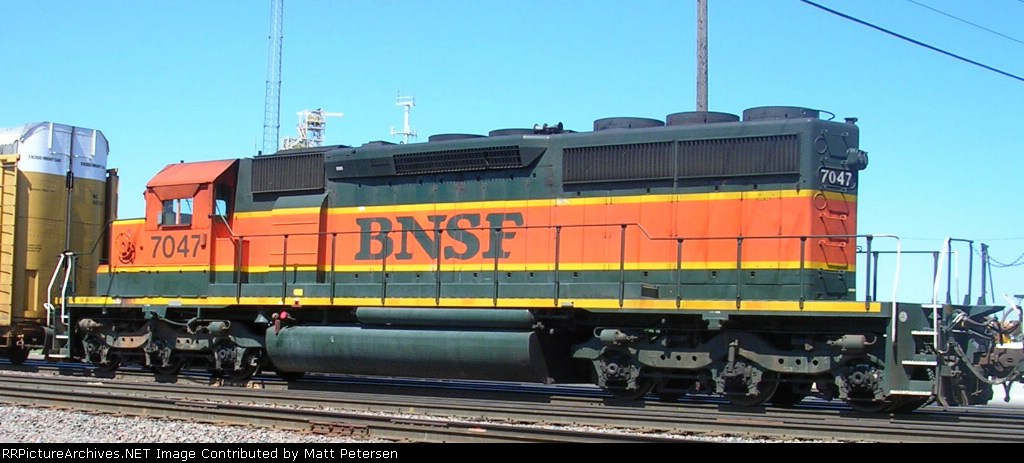 BNSF 7047